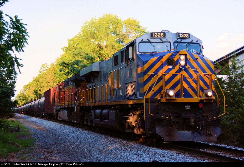 CREX 1328 CSX Train K040 Crude Oil Loads